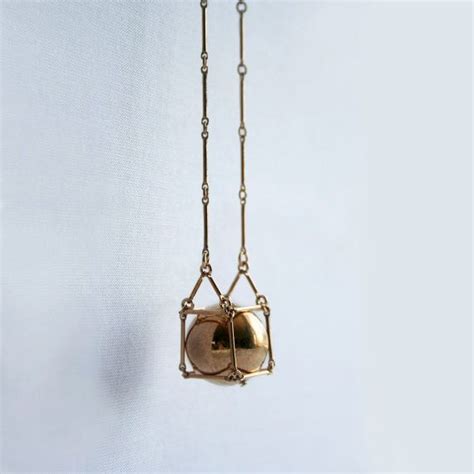 Шар в кубе | Cube necklace, Modern fashion jewelry, Gold cube necklace