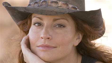 Mcleods Daughters Star Simmone Jade Mackinnon Teases A Return To