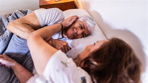 Sex After Hip Replacement Surgery How To Resume Sex Safely Goodrx