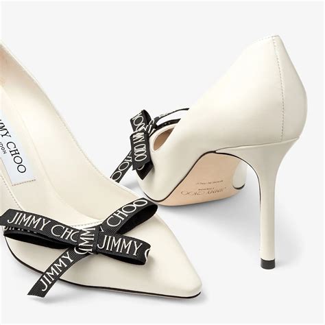 Pin By Sabrina Hala On Bagandshoes Bow Heels Outfit Jimmy Choo Bow