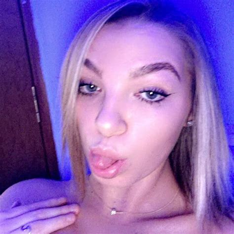 Bre Bre Kemp • Threads Say More