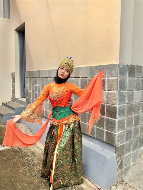 Jaipong Desain Karakter Wanita Wanita Penari