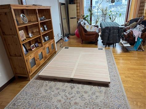 온돌라이프 🎄 미리 메리 크리스마스 가족들과 함께 따뜻한 크리스마스를 보내세요 편백나무의 은은한 향과 건강한 복사열이 만나 우리 가족의 건강한 휴식을 선사합니다