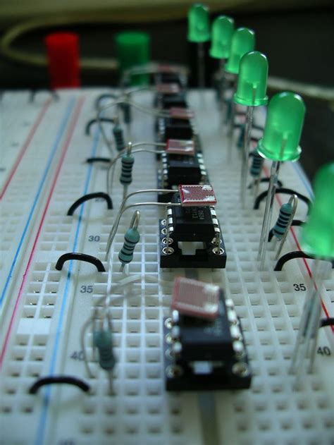 Synchronizing Fireflies Electronic Circuit Projects Electrical