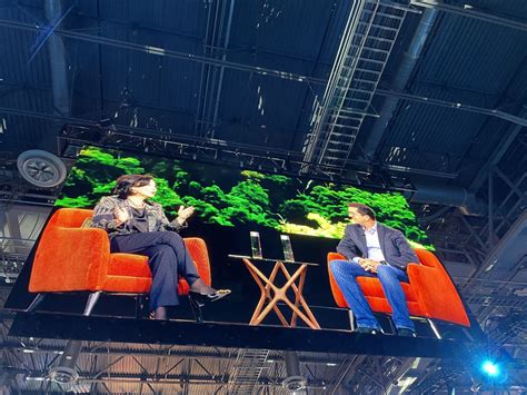 oracle cloudworld 2023 live reports from the main keynotes