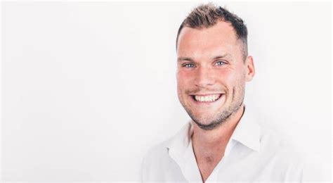 Ian Stringer Speaker Agent Hire Sports Presenter