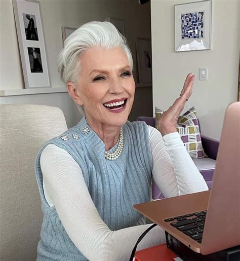 This Is Elon Musk S 70 Year Old Mom And She Is The Coolest Grandma You