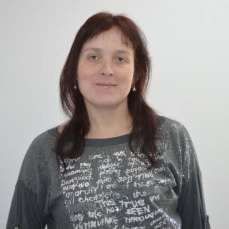 Deploy Stable Diffusion In Ec Using A Sql Query Iasql