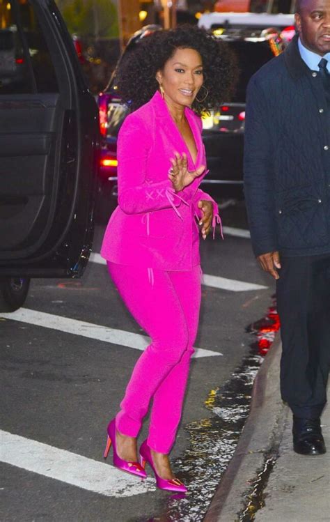 Angela Bassett In A Purple Pantsuit Arrives At The Good Morning America