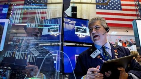 بعد فوز ترامب رسميًا مؤشر داو جونز بالأسهم الأمريكية يقفز بأكثر من