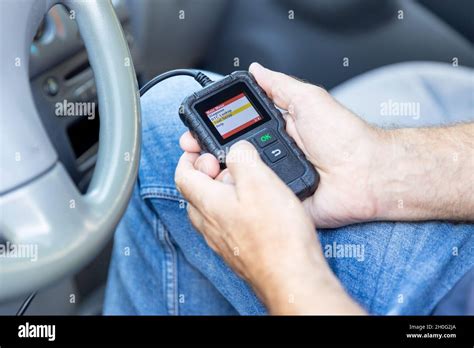 Using Diagnostic Car Code Reader To Reset Error Codes And Turn Off