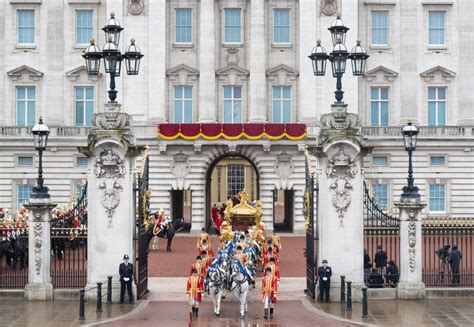 King And Queen Of England Castle