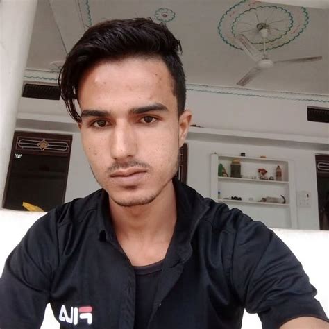 Ishwar Bana Ishwar3974 • Threads Say More