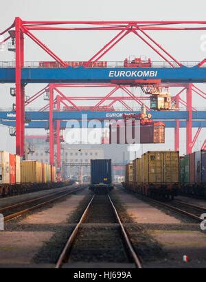 Hamburg Germany 26th Jan 2017 Containers Are Loaded Onto A Freight