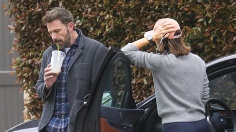 Ben Affleck And Ex Wife Jennifer Garner Spotted Having Serious Chat