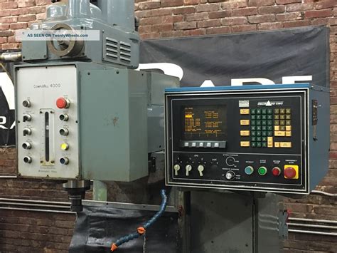 Compumill 4000 Vertical Knee Milling Machine Dynapath Delta20 3 Axis Cnc Control