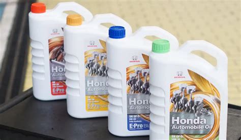 Pakai Oli Beda Merek Apakah Aman Untuk Mesin Mobil Anda Honda