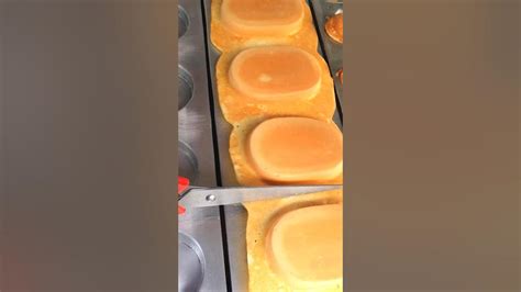 계란빵 만드는데 청춘을 다 바친 신설동 원조 할배 An Egg Bread Masterkorean Street Foodshorts Youtube