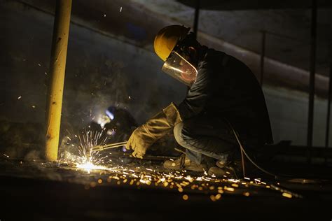 8 Laser Cutter Safety Tips For New Users