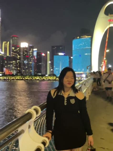 Stephanie Zhang On Linkedin With Friend 😍