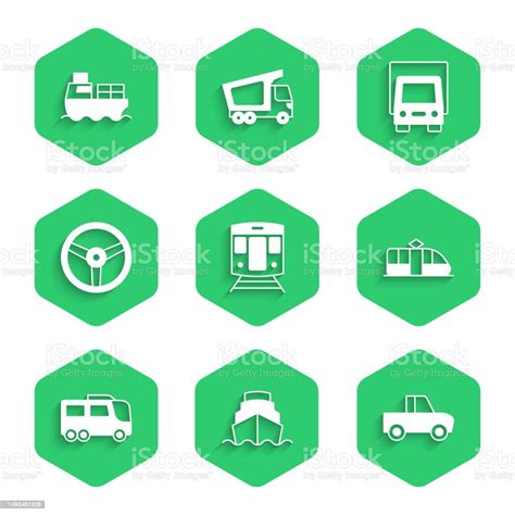 기차와 철도 유람선 픽업 트럭 트램 버스 스티어링 휠 배달화물 및화물을 상자 배달 아이콘으로 설정합니다 벡터 교육 강좌에 대한