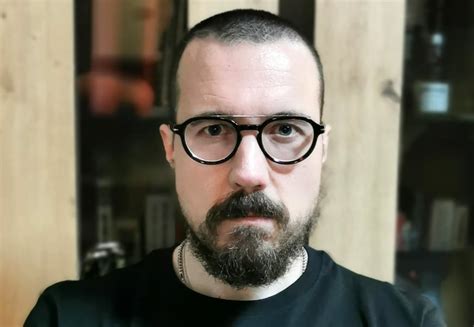 Goran Pećanac Kapitalizam Je Totalizirao Svijet Rhrvatska