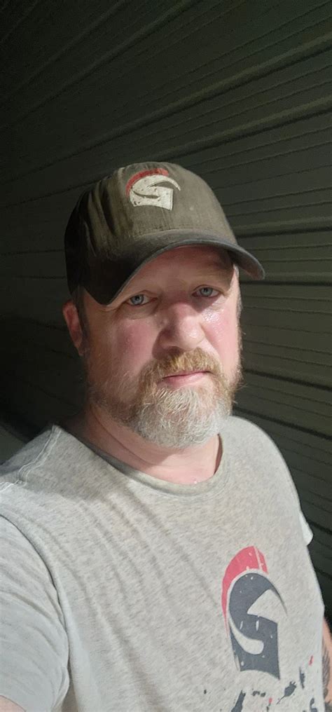 donnie boivin on linkedin did a full murph today 1 mile run 100 pull