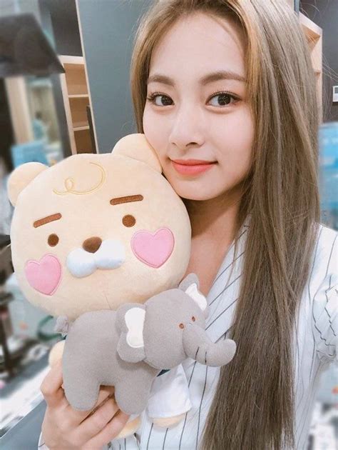 트와이스가 스케치한 카카오프렌즈 인스티즈 Instiz 이슈 카테고리