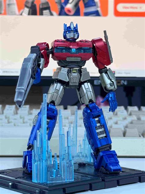 Transformers One Classic Class Optimus Prime Light Up Building Figure