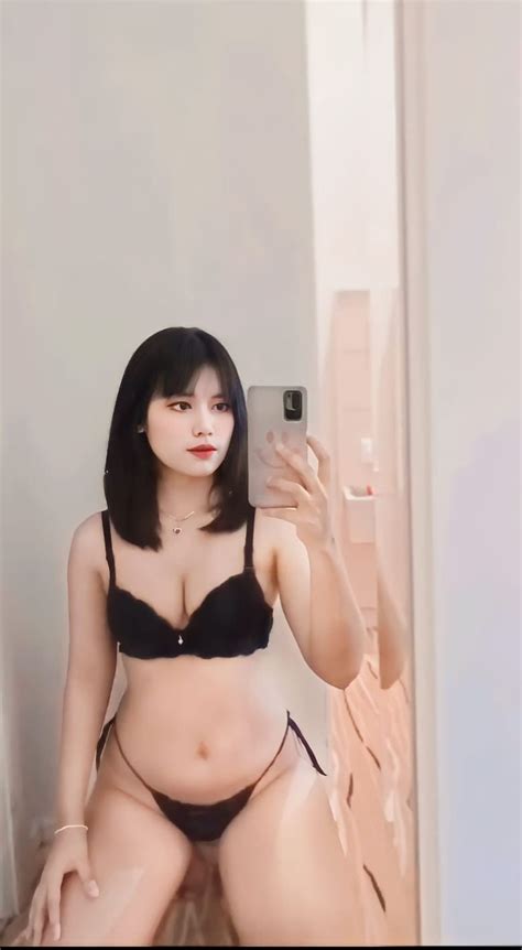 Cindy Outcall Vietnamese Escort In Doha