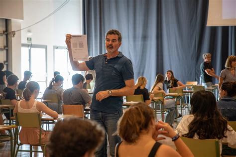 Selectividad En Baleares La Uib Dará Los Exámenes En Catalán Y Castellano