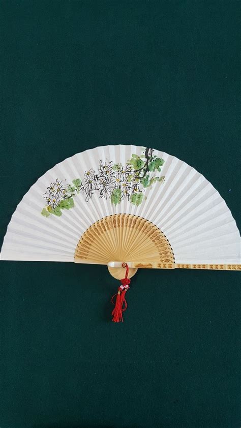 캘리그라피 경산에 있는 경산님의 핀 부채 그린 꽃 꽃그림