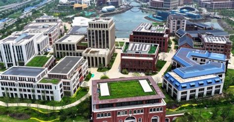 카페만 100개젊은 인재 모십니다 中화웨이 상하이 캠퍼스 문 연다