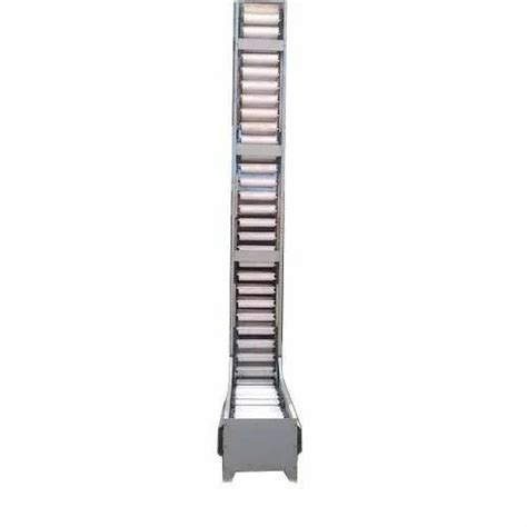 Inclining Conveyor Pendulum Bucket Elevators Max Capacity 5 6 Ton Maximum Height 15 Ft At Rs