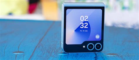 Samsung Galaxy Z Flip Fe Tipped To Run On An Older Exynos Soc Gsmarena Com News