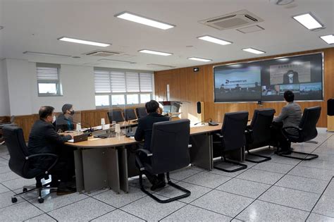 한국원자력통제기술원 기관소식 오늘113 원자력안전위원회 산하기관 신년 업무보고가 영상회의로