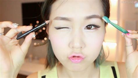 Cara Makeup Simple Untuk Harian Saubhaya Makeup