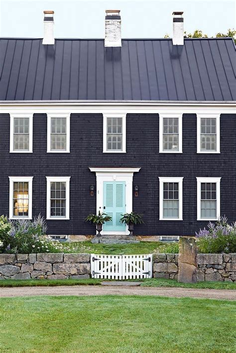7 Exterior Paint Color Trends To Try On Your Home In 2024 Shingle