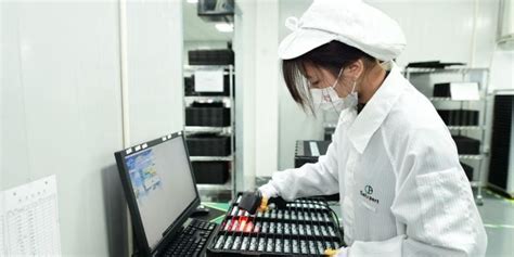 China Developed Nuclear Battery Giving Cell Phones Radioactive Power