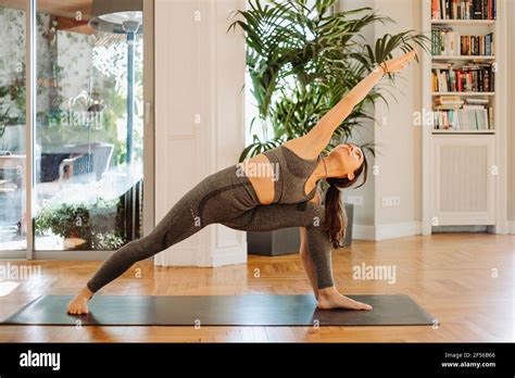 Side Or Angle Hi Res Stock Photography And Images Alamy