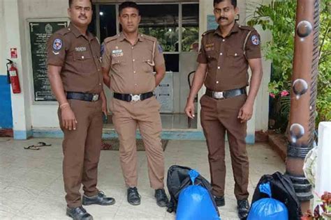 யாழ்ப்பாணம் பயணித்த பேருந்தில் 26 லிட்டர் கசிப்பு ஜே வி பி நியூஸ்