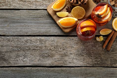 향기로운 펀치 음료와 나무 테이블에 재료 평평한 누워 텍스트를 위한 공간 0명에 대한 스톡 사진 및 기타 이미지 0명 가을 감귤류 과일 Istock