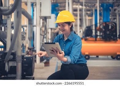 10 906 Girl Asian Engineer Images Stock Photos Vectors Shutterstock