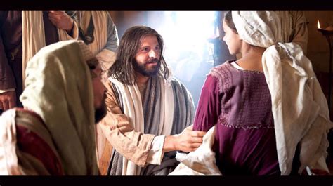Jesús Resucita A La Hija De Jairo