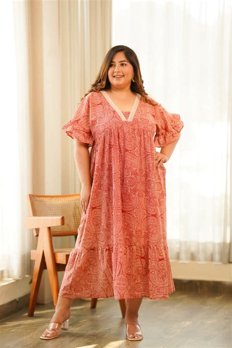 Red Paisley Maxi Dress Nangaliaruchira