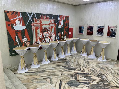 Баярын ширээ Баярын ширээ засалт хэрэглэлийн түрээс