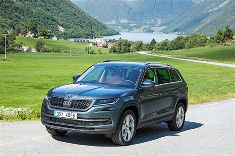 Fotos von Skoda 2016 Kodiaq Worldwide Grau Autos