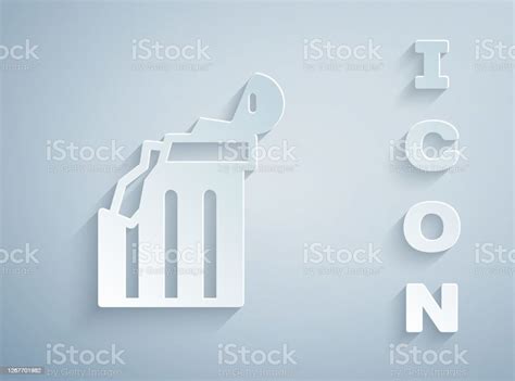 종이 잘라 회색 배경에 고립 된 깨진 고대 열 아이콘 종이 아트 스타일 벡터 0명에 대한 스톡 벡터 아트 및 기타 이미지 0명 3차원 형태 건설 산업 Istock