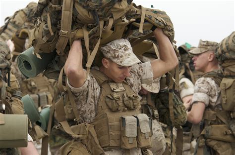 This Is How Much Weight You Should Actually Carry In Combat According