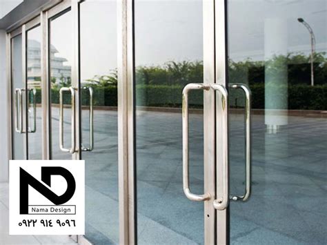 درب شیشه ای دستی اجرا با بهترین کیفیت و گارانتی نمادیزاین